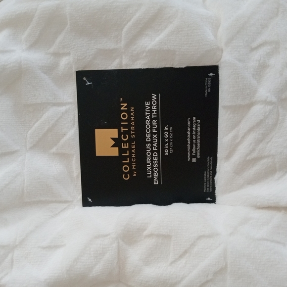 michael strahan | Bedding | New Michael Strahan 5x60 Embossed Faux Fur ...